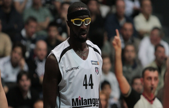 Mensah-Bonsu'ya özel gözlük - Basket Dergisi | Basketbol, Basketbol ...